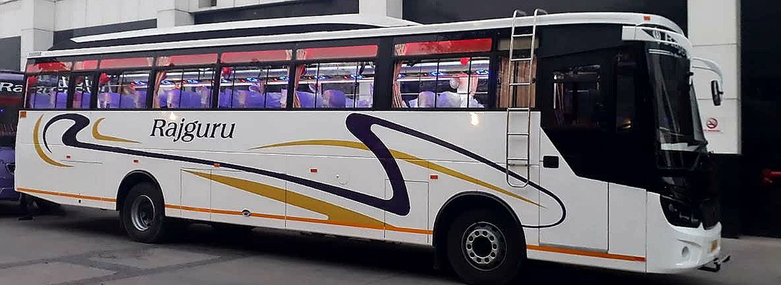 Rajguru Tourist Bus Features – Rajguru Tourist Bus